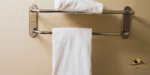 How to Quickly Fix a Loose Towel Rack: Step-by-Step Guide