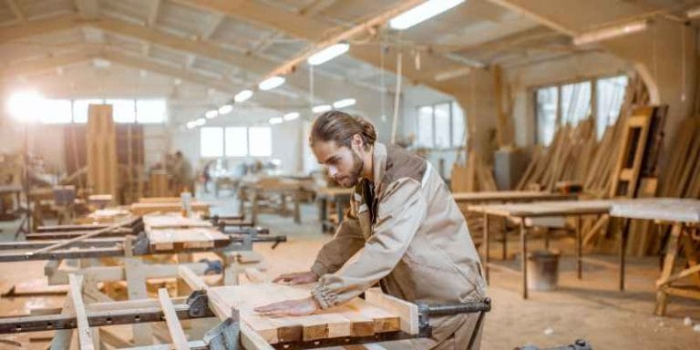 How to Calculate Wood Work Cost: Expert Tips