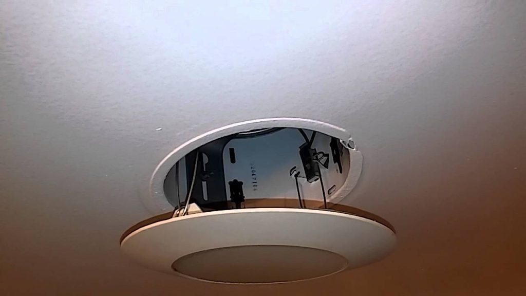 How to Replace Recessed Lighting Bulb: Quick Guide