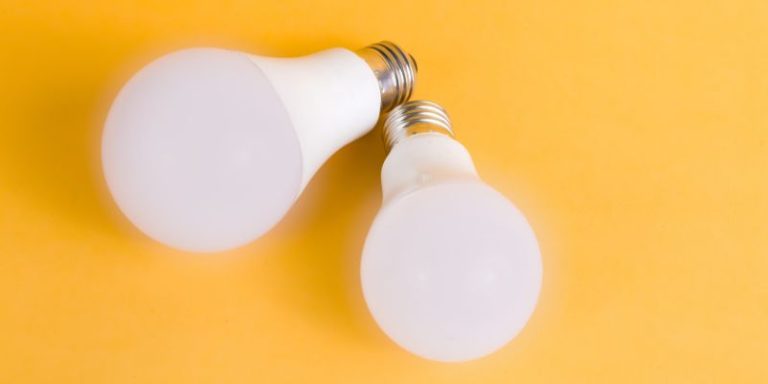 How Hot Do LED Bulbs Get: A Complete Guide to Understanding LED Heat